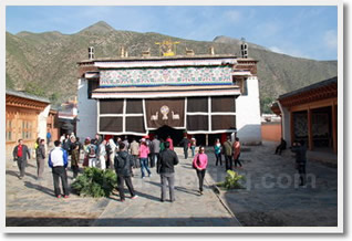 Lanzhou Hezheng Linxia Labrang 4 Day Tour - Lanzhou Tour